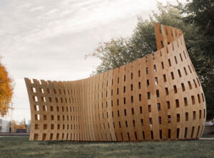 Oak glulam beams: new uses in architecture