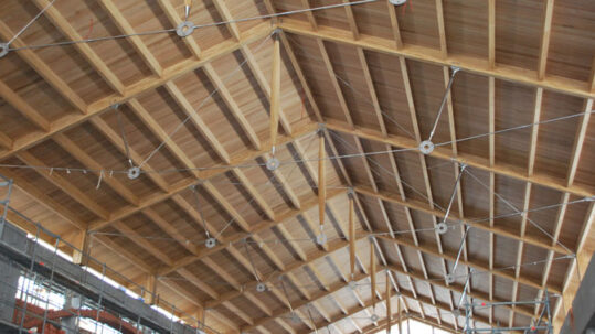 Oak glulam beam | Grupo Gámiz