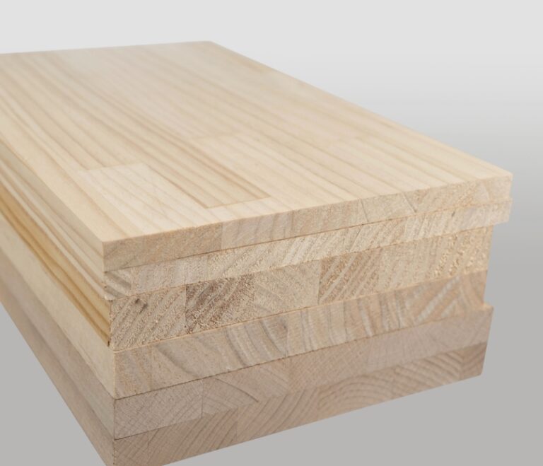 Tableros alistonados de madera de alta calidad | Grupo Gámiz